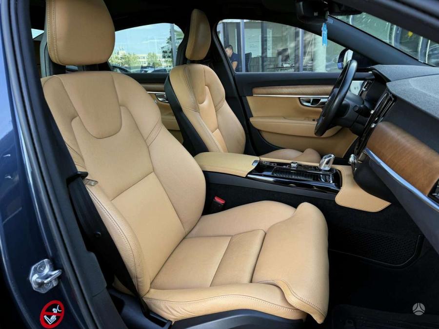 Pelēks Volvo S90 2018 Kauņa, ar dzinēja tilpumu 1.97 L un nobraukumu 207 tūkst. km par 17900 €, foto 15 vietnē AUTOMOTO.COM.LV