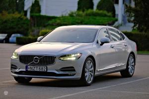 Grey Volvo S90 2018 in Elektrenai, with an engine capacity of 1.97 L and mileage of 172 thousand km for 17400 €, photo  on AUTOMOTO.COM.LV