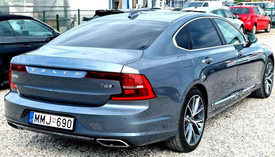 Pelēks Volvo S90 2018 Kretinga, ar dzinēja tilpumu 2.00 L un nobraukumu 254 tūkst. km par 18300 €, foto 8 vietnē AUTOMOTO.COM.LV