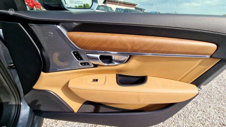 Pelēks Volvo S90 2018 Kretinga, ar dzinēja tilpumu 2.00 L un nobraukumu 254 tūkst. km par 18300 €, foto 19 vietnē AUTOMOTO.COM.LV