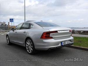Pelēks Volvo S90 2018 Tallina, ar dzinēja tilpumu 2.00 L un nobraukumu 183 tūkst. km par 28500 €, foto 5 vietnē AUTOMOTO.COM.LV