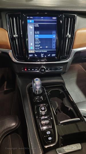 Pelēks Volvo S90 2018 Tallina, ar dzinēja tilpumu 2.00 L un nobraukumu 183 tūkst. km par 28500 €, foto 12 vietnē AUTOMOTO.COM.LV