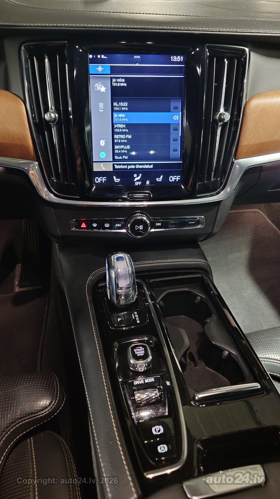 Pelēks Volvo S90 2018 Tallina, ar dzinēja tilpumu 2.00 L un nobraukumu 183 tūkst. km par 28500 €, foto 12 vietnē AUTOMOTO.COM.LV