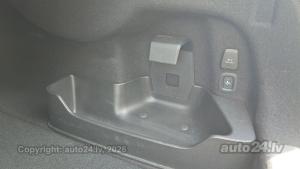 Pelēks Volvo S90 2018 Tallina, ar dzinēja tilpumu 2.00 L un nobraukumu 183 tūkst. km par 28500 €, foto 13 vietnē AUTOMOTO.COM.LV