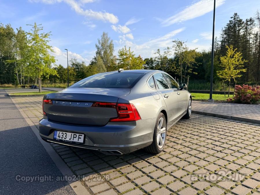 Grey Volvo S90 2018 in Tallinn, with an engine capacity of 2.00 L and mileage of 232 thousand km for 19000 €, photo 5 on AUTOMOTO.COM.LV