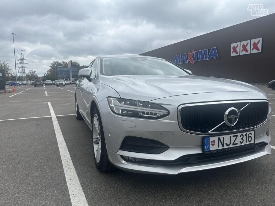 Pelēks Volvo S90 2018 Kauņa, ar dzinēja tilpumu 2.00 L un nobraukumu 131 tūkst. km par 17500 €, foto 3 vietnē AUTOMOTO.COM.LV