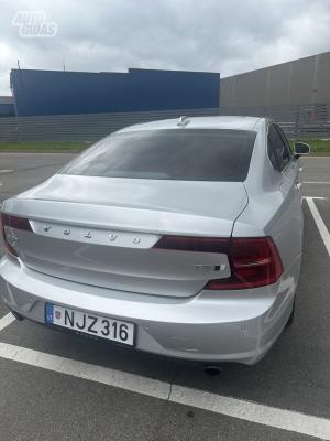 Pelēks Volvo S90 2018 Kauņa, ar dzinēja tilpumu 2.00 L un nobraukumu 131 tūkst. km par 17500 €, foto 5 vietnē AUTOMOTO.COM.LV