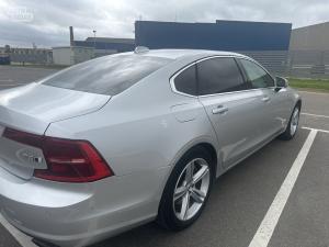Pelēks Volvo S90 2018 Kauņa, ar dzinēja tilpumu 2.00 L un nobraukumu 131 tūkst. km par 17500 €, foto 6 vietnē AUTOMOTO.COM.LV