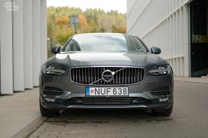 Pelēks Volvo S90 2018 Viļņa, ar dzinēja tilpumu 2.00 L un nobraukumu 159 tūkst. km par 16599 €, foto 4 vietnē AUTOMOTO.COM.LV