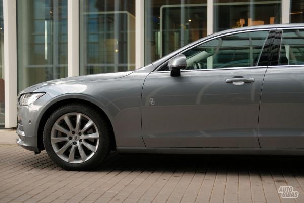 Pelēks Volvo S90 2018 Viļņa, ar dzinēja tilpumu 2.00 L un nobraukumu 159 tūkst. km par 16599 €, foto 10 vietnē AUTOMOTO.COM.LV
