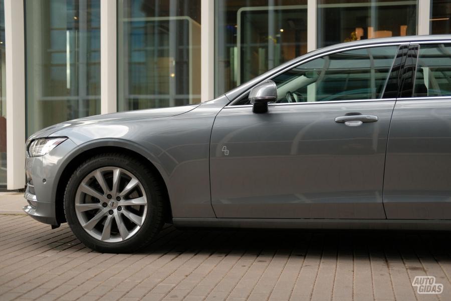 Pelēks Volvo S90 2018 Viļņa, ar dzinēja tilpumu 2.00 L un nobraukumu 159 tūkst. km par 16599 €, foto 10 vietnē AUTOMOTO.COM.LV