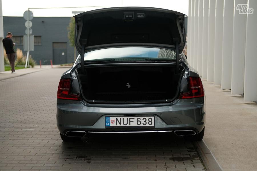 Pelēks Volvo S90 2018 Viļņa, ar dzinēja tilpumu 2.00 L un nobraukumu 159 tūkst. km par 16599 €, foto 14 vietnē AUTOMOTO.COM.LV