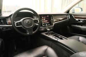 Pelēks Volvo S90 2018 Viļņa, ar dzinēja tilpumu 2.00 L un nobraukumu 159 tūkst. km par 16599 €, foto 18 vietnē AUTOMOTO.COM.LV