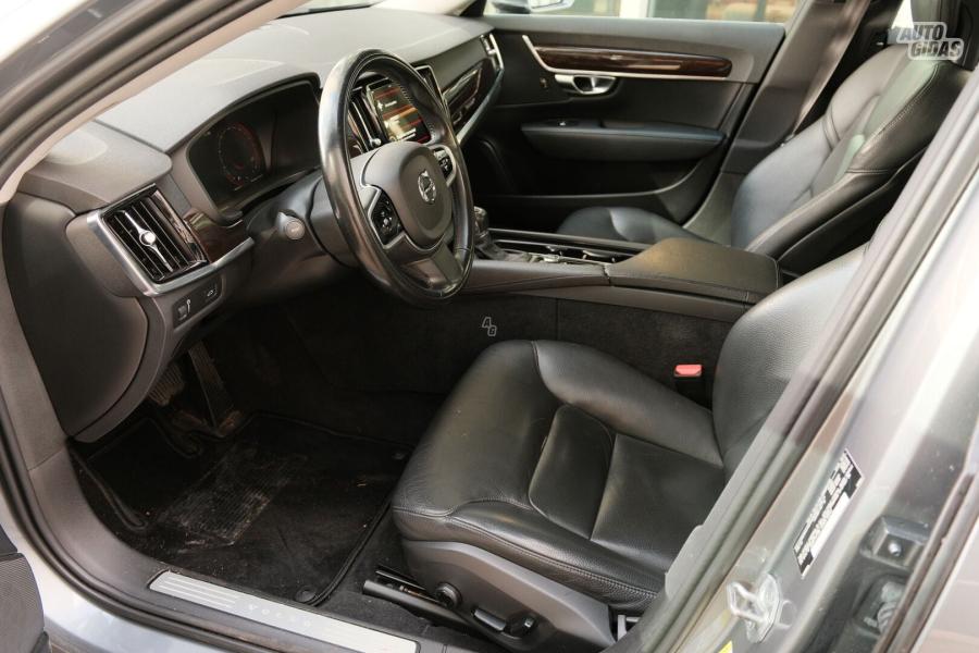 Pelēks Volvo S90 2018 Viļņa, ar dzinēja tilpumu 2.00 L un nobraukumu 159 tūkst. km par 16599 €, foto 23 vietnē AUTOMOTO.COM.LV