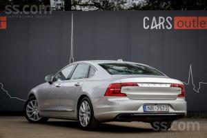 Pelēks Volvo S90 2018 Rīga, ar dzinēja tilpumu 2.00 L un nobraukumu 332 tūkst. km par 11490 €, foto 7 vietnē AUTOMOTO.COM.LV
