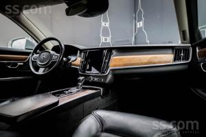 Pelēks Volvo S90 2018 Rīga, ar dzinēja tilpumu 2.00 L un nobraukumu 332 tūkst. km par 11490 €, foto 13 vietnē AUTOMOTO.COM.LV