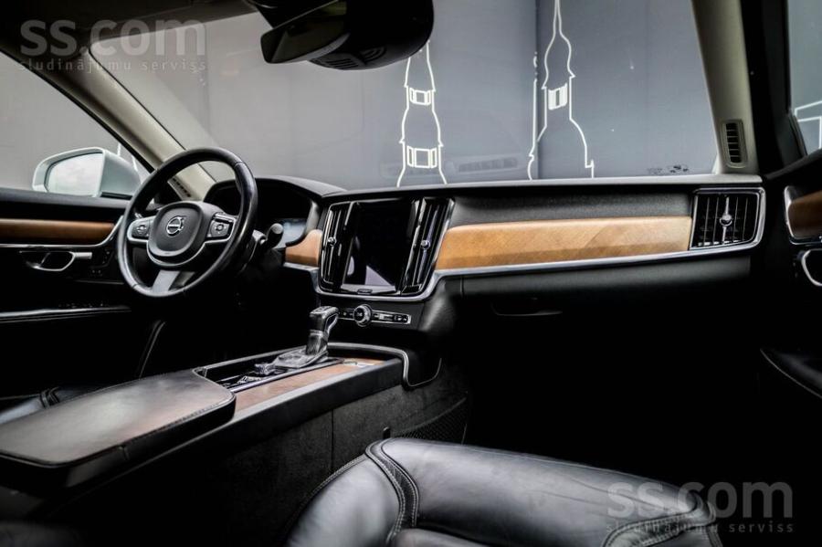 Pelēks Volvo S90 2018 Rīga, ar dzinēja tilpumu 2.00 L un nobraukumu 332 tūkst. km par 11490 €, foto 13 vietnē AUTOMOTO.COM.LV