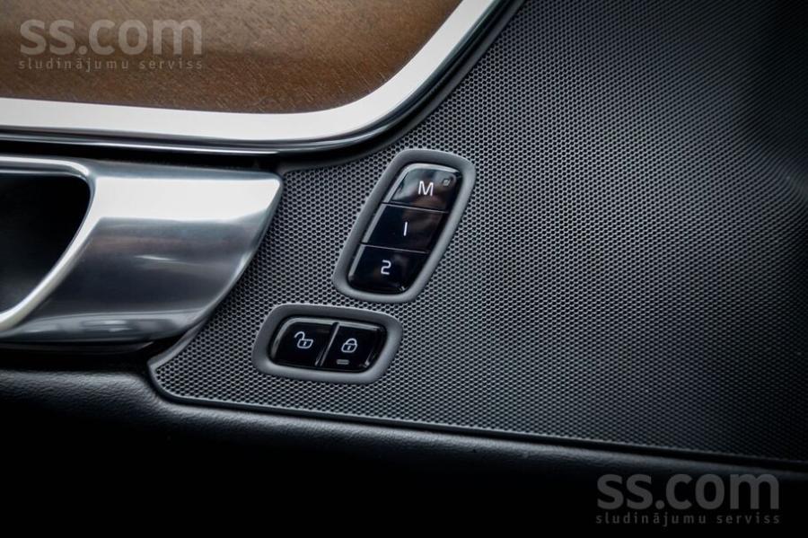 Pelēks Volvo S90 2018 Rīga, ar dzinēja tilpumu 2.00 L un nobraukumu 332 tūkst. km par 11490 €, foto 16 vietnē AUTOMOTO.COM.LV