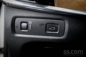 Pelēks Volvo S90 2018 Rīga, ar dzinēja tilpumu 2.00 L un nobraukumu 332 tūkst. km par 11490 €, foto 18 vietnē AUTOMOTO.COM.LV