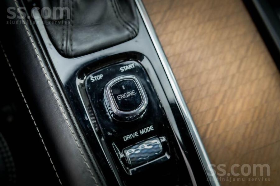 Pelēks Volvo S90 2018 Rīga, ar dzinēja tilpumu 2.00 L un nobraukumu 332 tūkst. km par 11490 €, foto 20 vietnē AUTOMOTO.COM.LV