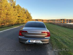 Grey Volvo S90 2018 in Tallinn, with an engine capacity of 2.00 L and mileage of 157 thousand km for 26499 €, photo 7 on AUTOMOTO.COM.LV