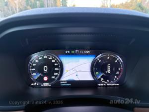 Grey Volvo S90 2018 in Tallinn, with an engine capacity of 2.00 L and mileage of 157 thousand km for 26499 €, photo 10 on AUTOMOTO.COM.LV