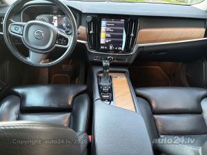 Grey Volvo S90 2018 in Tallinn, with an engine capacity of 2.00 L and mileage of 157 thousand km for 26499 €, photo 11 on AUTOMOTO.COM.LV