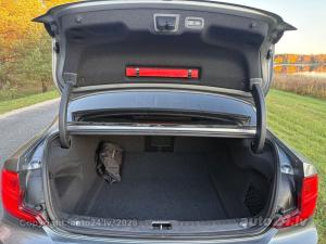 Grey Volvo S90 2018 in Tallinn, with an engine capacity of 2.00 L and mileage of 157 thousand km for 26499 €, photo 17 on AUTOMOTO.COM.LV