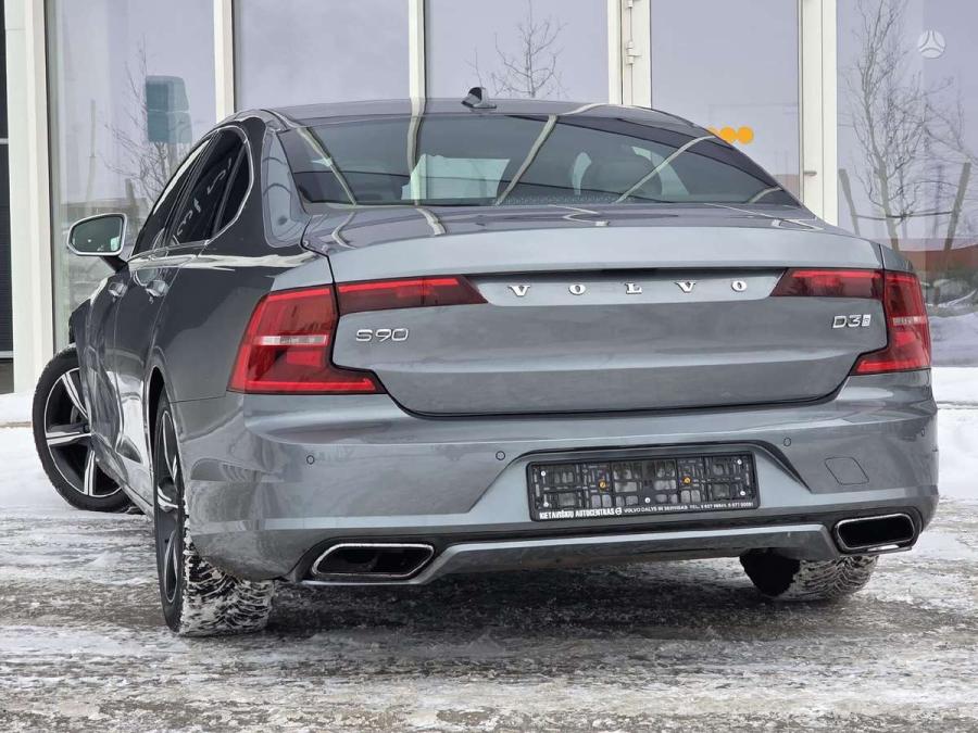 Pelēks Volvo S90 2019 Viļņa, ar dzinēja tilpumu 1.97 L un nobraukumu 235 tūkst. km par 19890 €, foto 6 vietnē AUTOMOTO.COM.LV