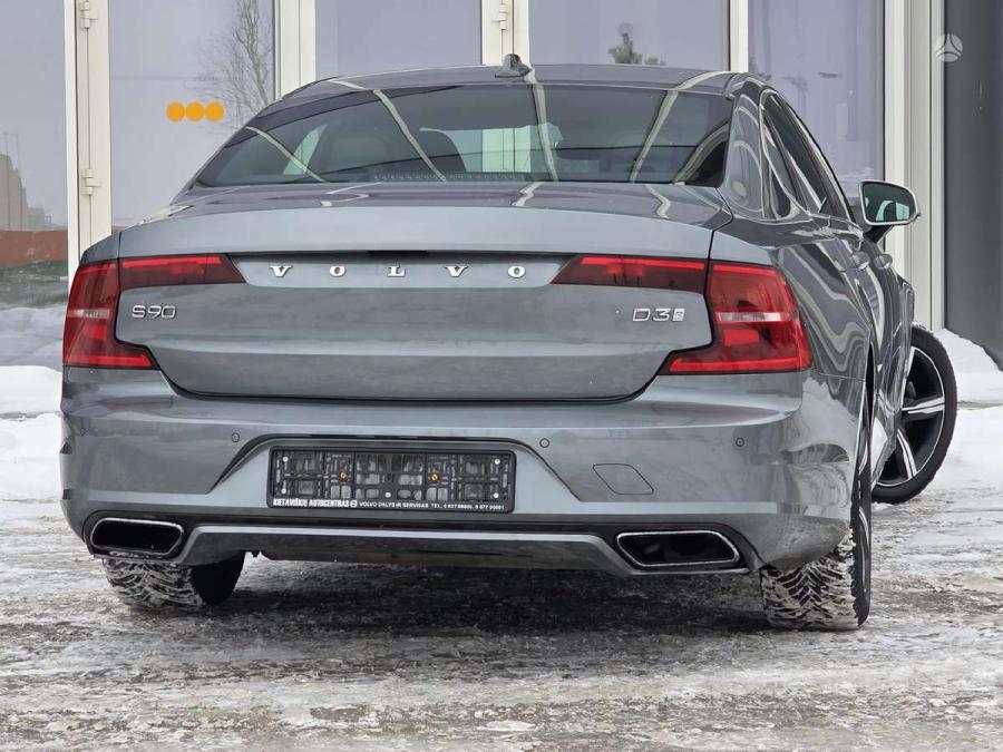 Pelēks Volvo S90 2019 Viļņa, ar dzinēja tilpumu 1.97 L un nobraukumu 235 tūkst. km par 19890 €, foto 8 vietnē AUTOMOTO.COM.LV