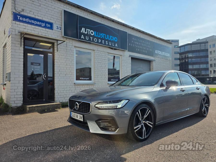 Grey Volvo S90 2019 in Tallinn, with an engine capacity of 2.00 L and mileage of 210 thousand km for 24900 €, photo 1 on AUTOMOTO.COM.LV