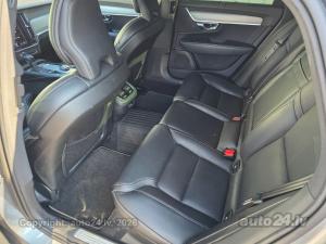 Grey Volvo S90 2019 in Tallinn, with an engine capacity of 2.00 L and mileage of 210 thousand km for 24900 €, photo 10 on AUTOMOTO.COM.LV