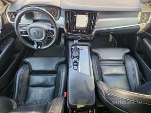 Grey Volvo S90 2019 in Tallinn, with an engine capacity of 2.00 L and mileage of 210 thousand km for 24900 €, photo 14 on AUTOMOTO.COM.LV