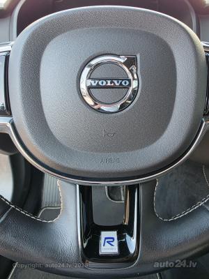 Grey Volvo S90 2019 in Tallinn, with an engine capacity of 2.00 L and mileage of 210 thousand km for 24900 €, photo 18 on AUTOMOTO.COM.LV