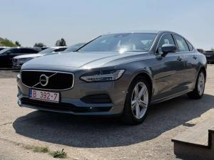 Grey Volvo S90 2019 in Riga, with an engine capacity of 2.00 L and mileage of 191 thousand km for 16900 €, photo 4 on AUTOMOTO.COM.LV