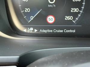 Grey Volvo S90 2019 in Riga, with an engine capacity of 2.00 L and mileage of 191 thousand km for 16900 €, photo 13 on AUTOMOTO.COM.LV