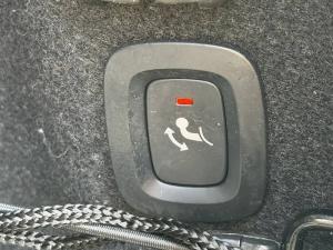 Grey Volvo S90 2019 in Riga, with an engine capacity of 2.00 L and mileage of 191 thousand km for 16900 €, photo 17 on AUTOMOTO.COM.LV