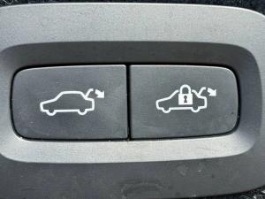 Grey Volvo S90 2019 in Riga, with an engine capacity of 2.00 L and mileage of 191 thousand km for 16900 €, photo 18 on AUTOMOTO.COM.LV