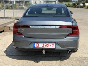 Grey Volvo S90 2019 in Riga, with an engine capacity of 2.00 L and mileage of 191 thousand km for 16900 €, photo 22 on AUTOMOTO.COM.LV