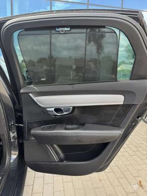 Grey Volvo S90 2019 in Utena, with an engine capacity of 1.97 L and mileage of 193 thousand km for 17990 €, photo 17 on AUTOMOTO.COM.LV