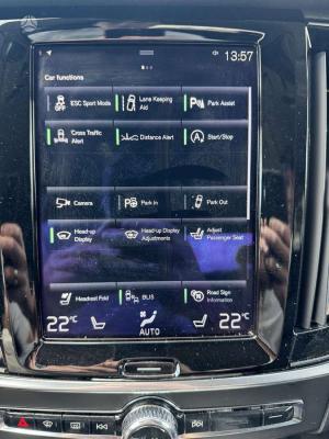 Grey Volvo S90 2019 in Utena, with an engine capacity of 1.97 L and mileage of 193 thousand km for 17990 €, photo 20 on AUTOMOTO.COM.LV