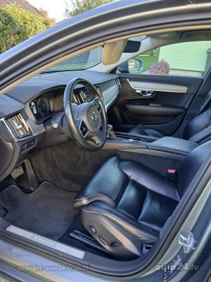 Grey Volvo S90 2019 in Tallinn, with an engine capacity of 2.00 L and mileage of 169 thousand km for 19999 €, photo 9 on AUTOMOTO.COM.LV