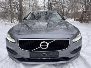 Grey Volvo S90 2020 in Siauliai, with an engine capacity of 1.97 L and mileage of 300 thousand km for 12950 €, photo 3 on AUTOMOTO.COM.LV