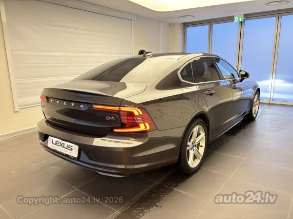 Grey Volvo S90 2020 in Tallinn, with an engine capacity of 2.00 L and mileage of 61 thousand km for 25900 €, photo 6 on AUTOMOTO.COM.LV