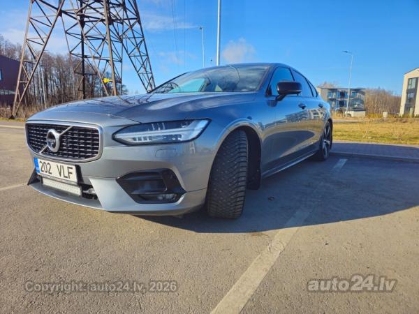 Pelēks Volvo S90 2020 Keila, ar dzinēja tilpumu 2.00 L un nobraukumu 211 tūkst. km par 24900 €, foto  vietnē AUTOMOTO.COM.LV