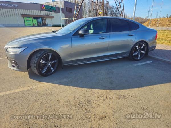 Grey Volvo S90 2020 in Keila, with an engine capacity of 2.00 L and mileage of 211 thousand km for 24900 €, photo 3 on AUTOMOTO.COM.LV