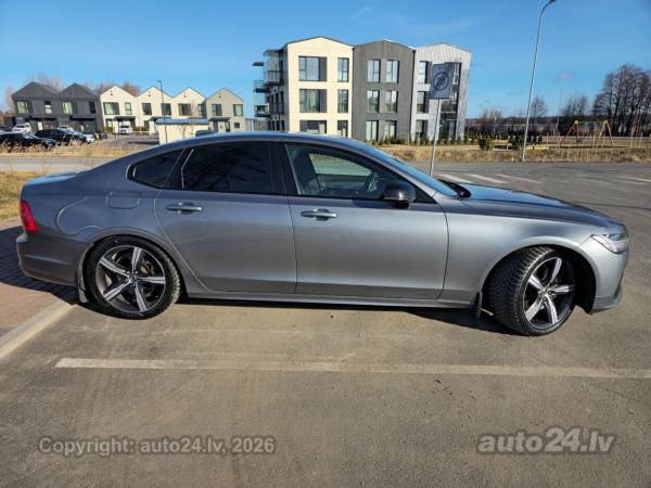 Grey Volvo S90 2020 in Keila, with an engine capacity of 2.00 L and mileage of 211 thousand km for 24900 €, photo 8 on AUTOMOTO.COM.LV