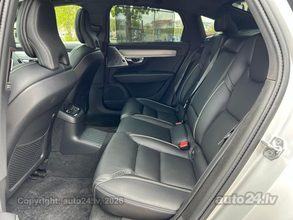 Pelēks Volvo S90 2021 Tallina, ar dzinēja tilpumu 2.00 L un nobraukumu 57 tūkst. km par 36900 €, foto 9 vietnē AUTOMOTO.COM.LV