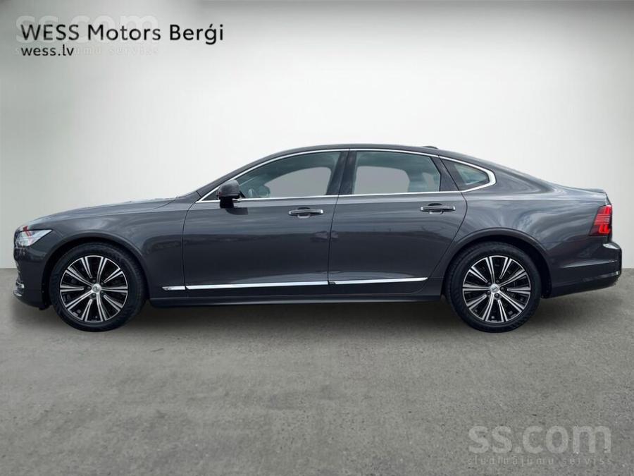 Grey Volvo S90 2021 in Riga, with an engine capacity of 2.00 L and mileage of 79 thousand km for 27990 €, photo 4 on AUTOMOTO.COM.LV