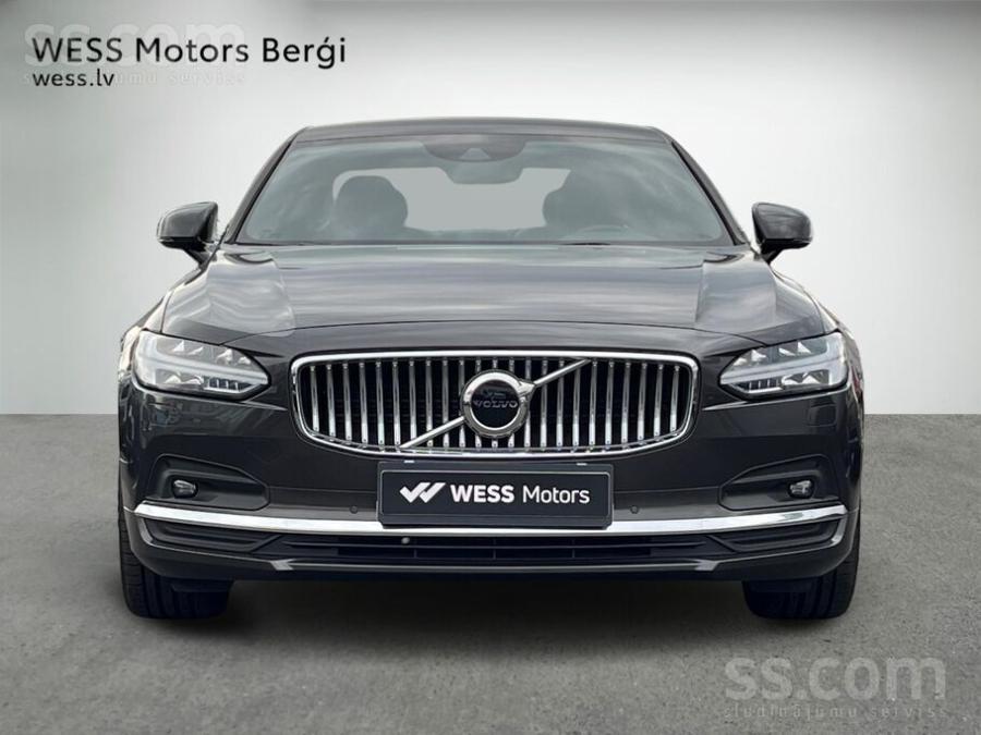 Grey Volvo S90 2021 in Riga, with an engine capacity of 2.00 L and mileage of 79 thousand km for 27990 €, photo 6 on AUTOMOTO.COM.LV